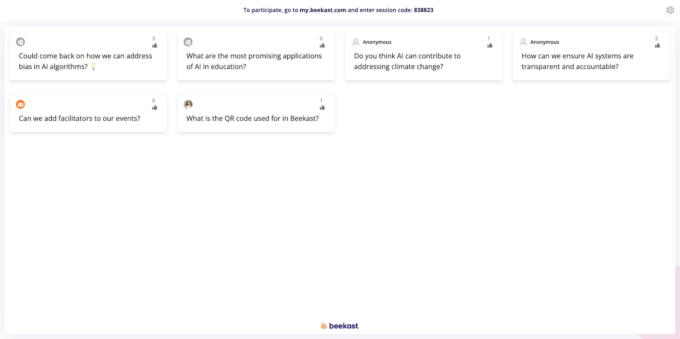How to Moderate a Panel Discussion Like a Pro: Virtual or Offline